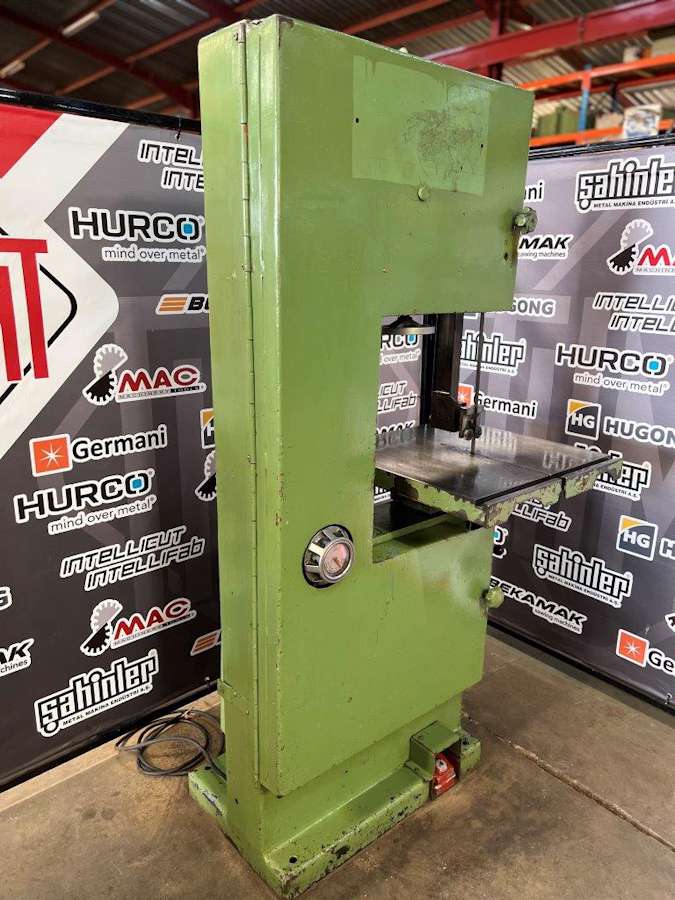 Used Machine - Kolle ST40 Vertical Band Saw (12519) - TH Machine Tools