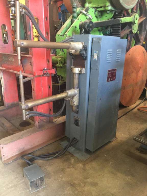 Used Machine - Mackey RSA35 Spot Welding Machine (5827) - TH Machine Tools