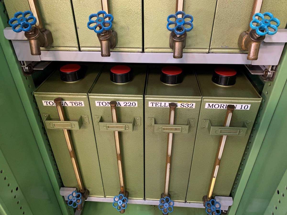 Used Tool - Lista Oil Storage Cabinet Container Container (9010) - TH ...